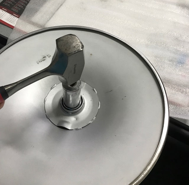 Gas Strut For A Bar Stool- Gas Lift Stool – Butts On Seats